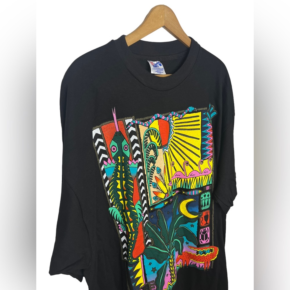 Single Stitch Vintage Tribal Jungle Southwest Print C… - Gem